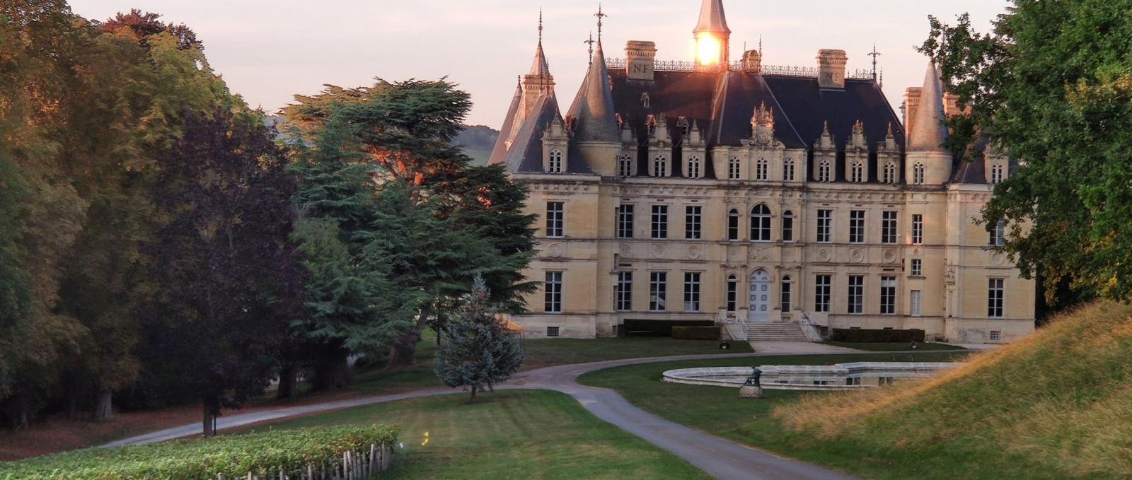 Cellar Tour and Tasting 3 Champagnes - Château de Boursault