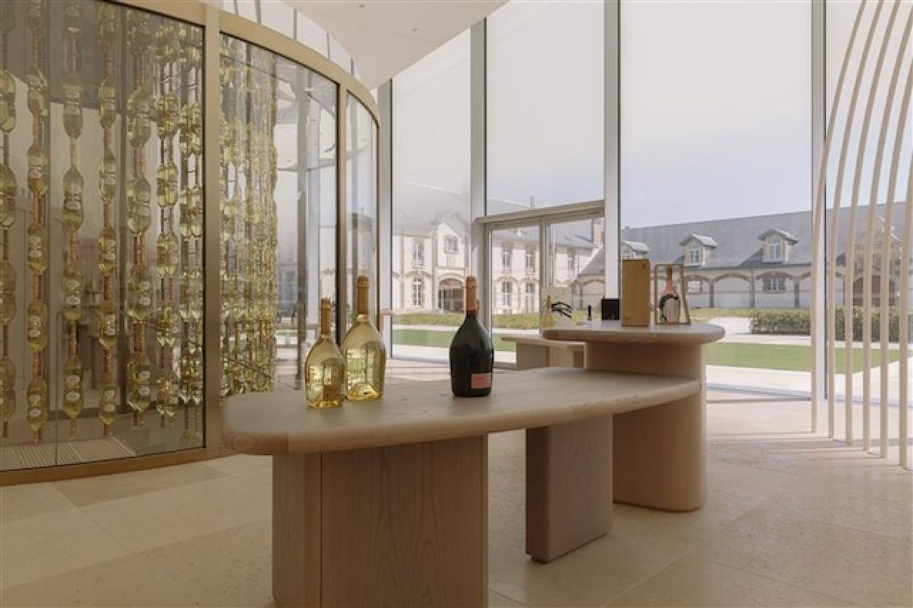 Ruinart Champagne Tour | Availability & prices 2025