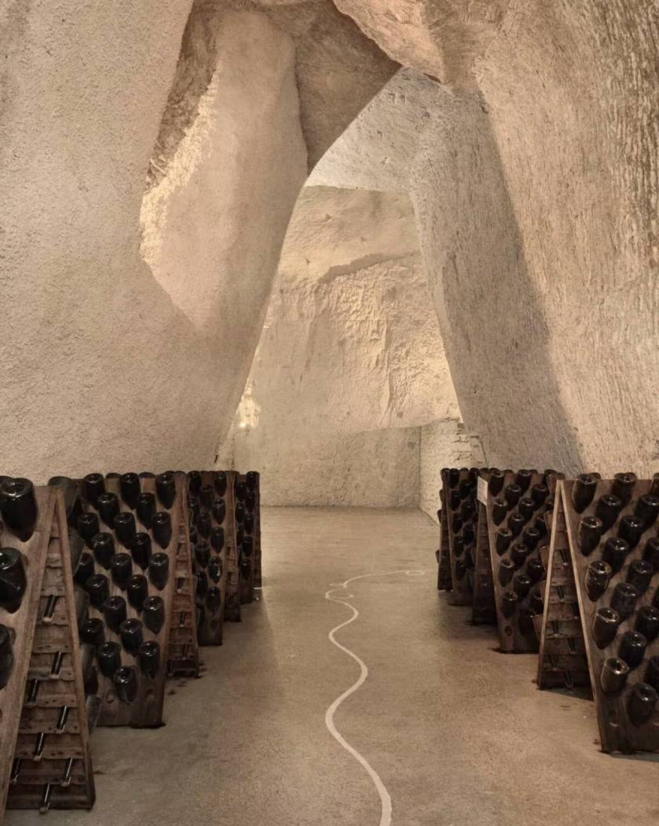 Ruinart Champagne Tour | Availability & prices 2025